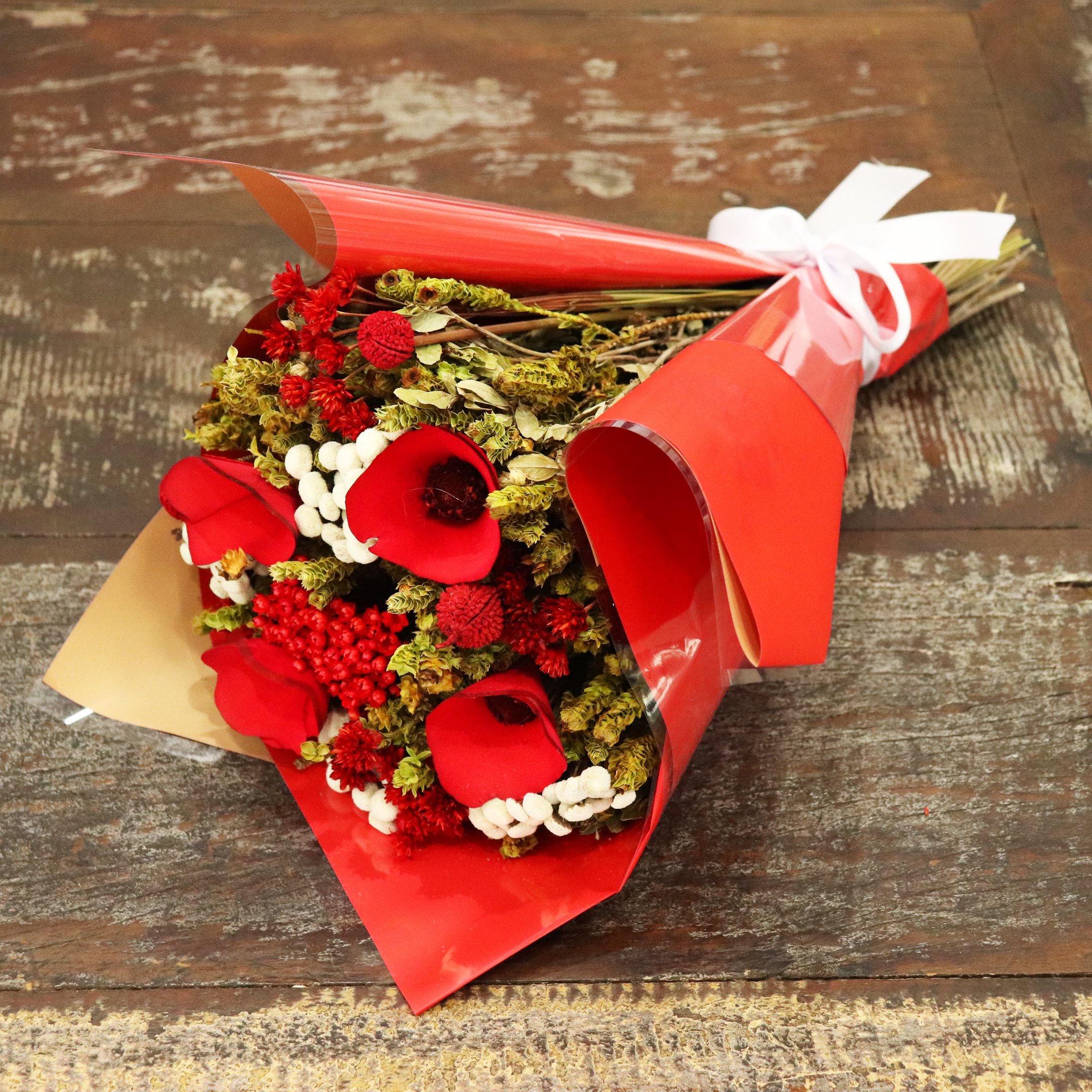 Buquê Mix de Flores Secas Vermelhas - Compre Já | Nova Flor Buquê Mix de Flores Secas Vermelhas - Compre Já | Nova Flor